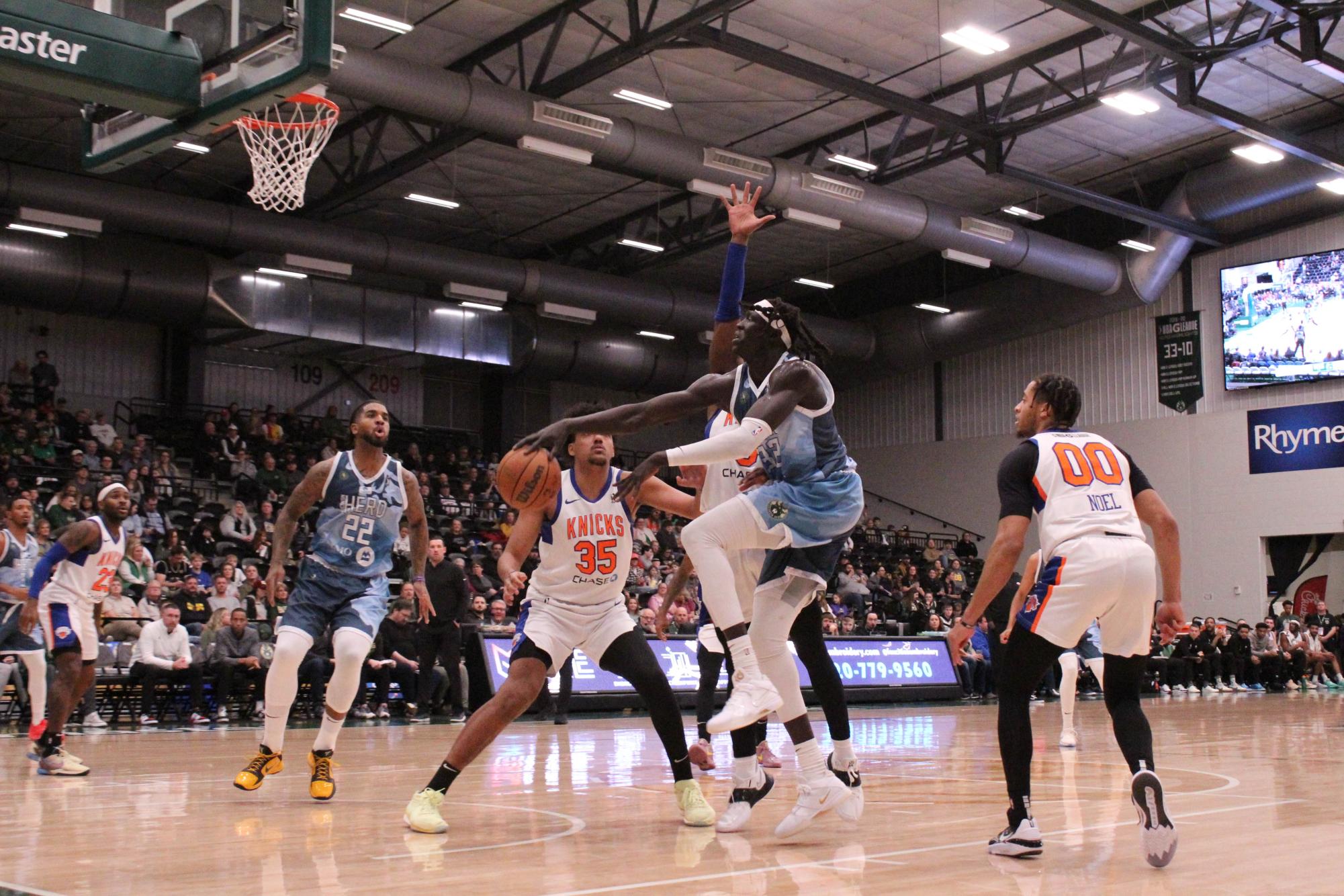 Herd snaps five-game skid - The Advance-Titan